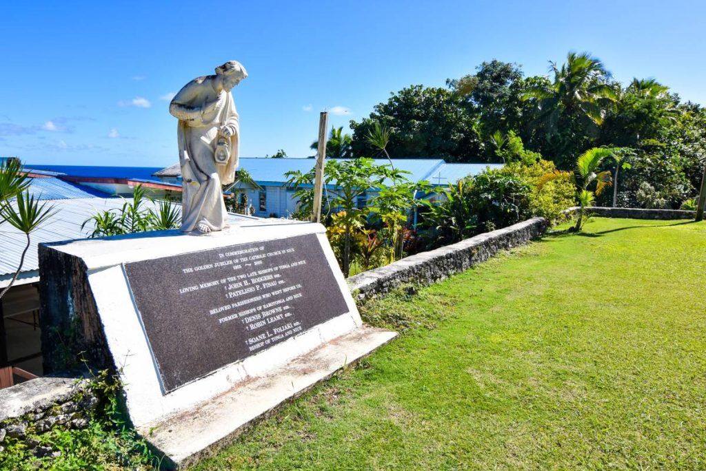 The Guide to the Religions in Niue - Niue Pocket Guide
